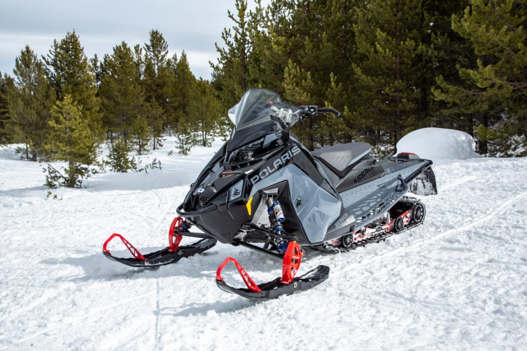 Polaris Switchback Assault 850 146 2021 Essai - Passion Motoneige Magazine