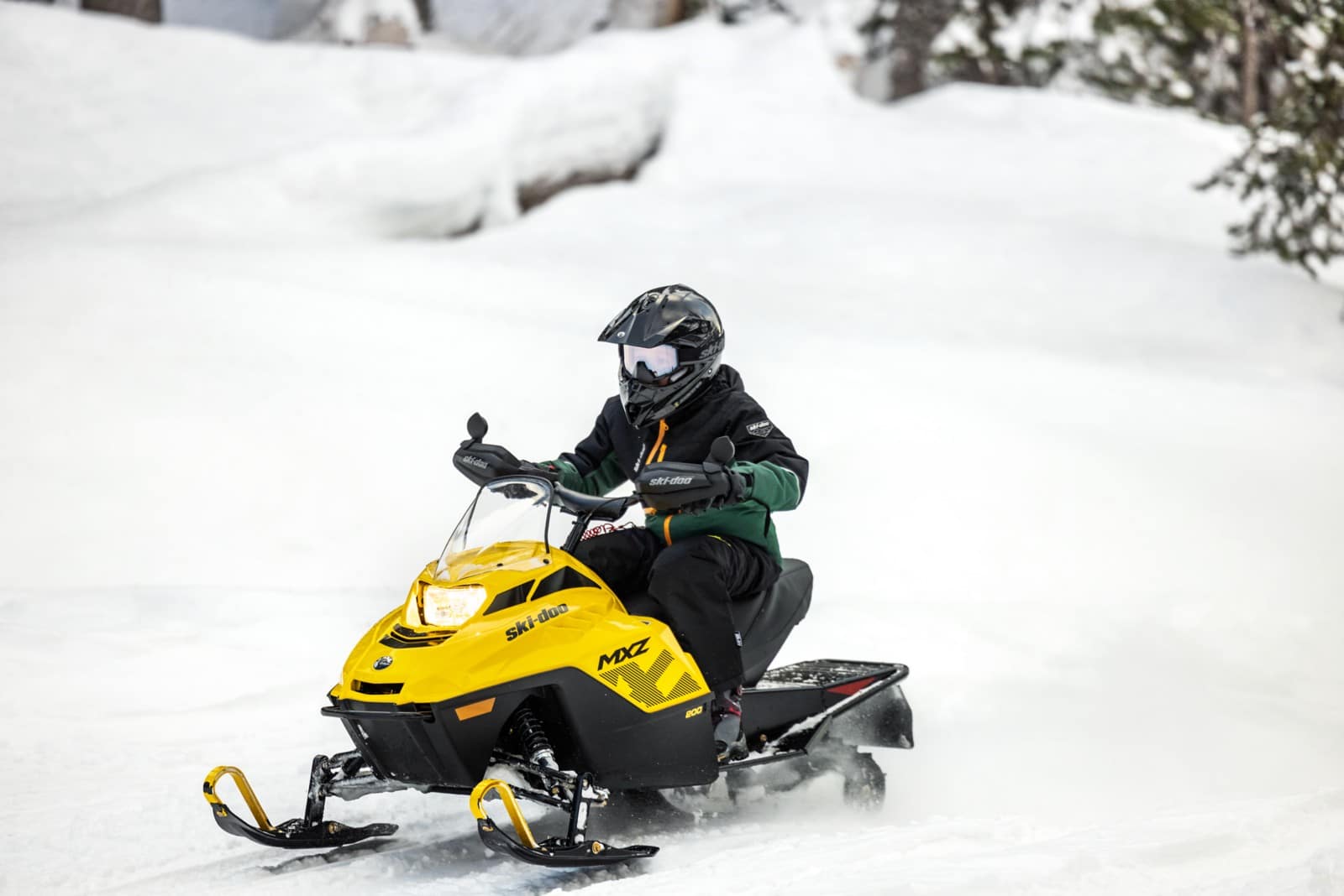Ski-Doo MXZ 120 et 200 2023 - Passion Motoneige Magazine