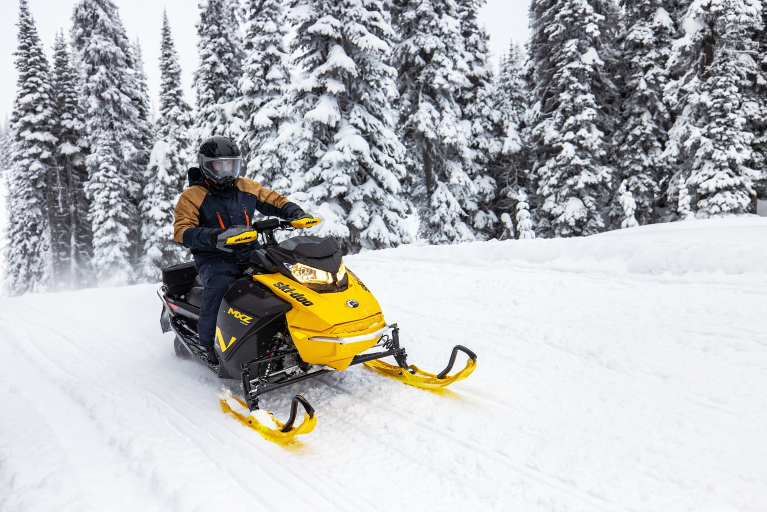 Les motoneiges de sentier et hybride 2023 - Passion Motoneige Magazine