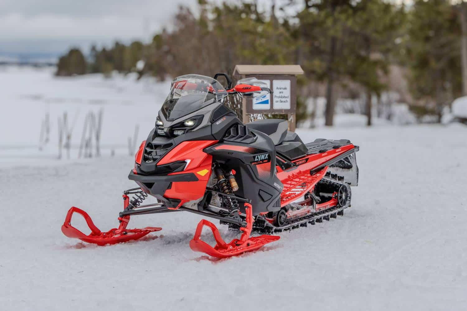 LYNX Brutal RE 2025 - Essai - Passion Motoneige Magazine