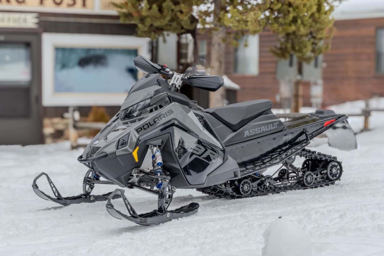 Essai de la Polaris Assault Switchback 9R 2025 - Passion Motoneige Magazine